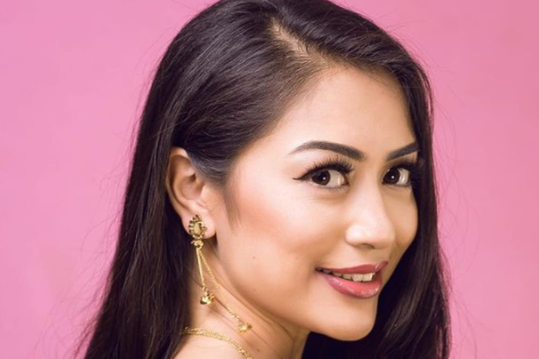 Népal: Namrata Shrestha