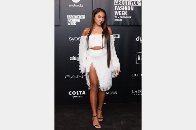 Wejdene au gala d'ouverture About You