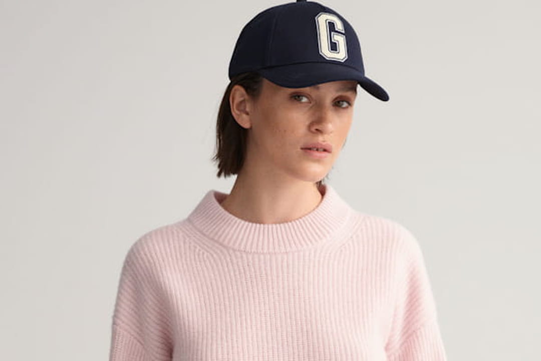 Pull ras du cou rose