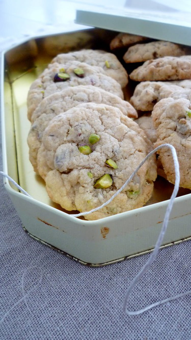 Recette de Cookies aux pistaches, orange confite et cannelle