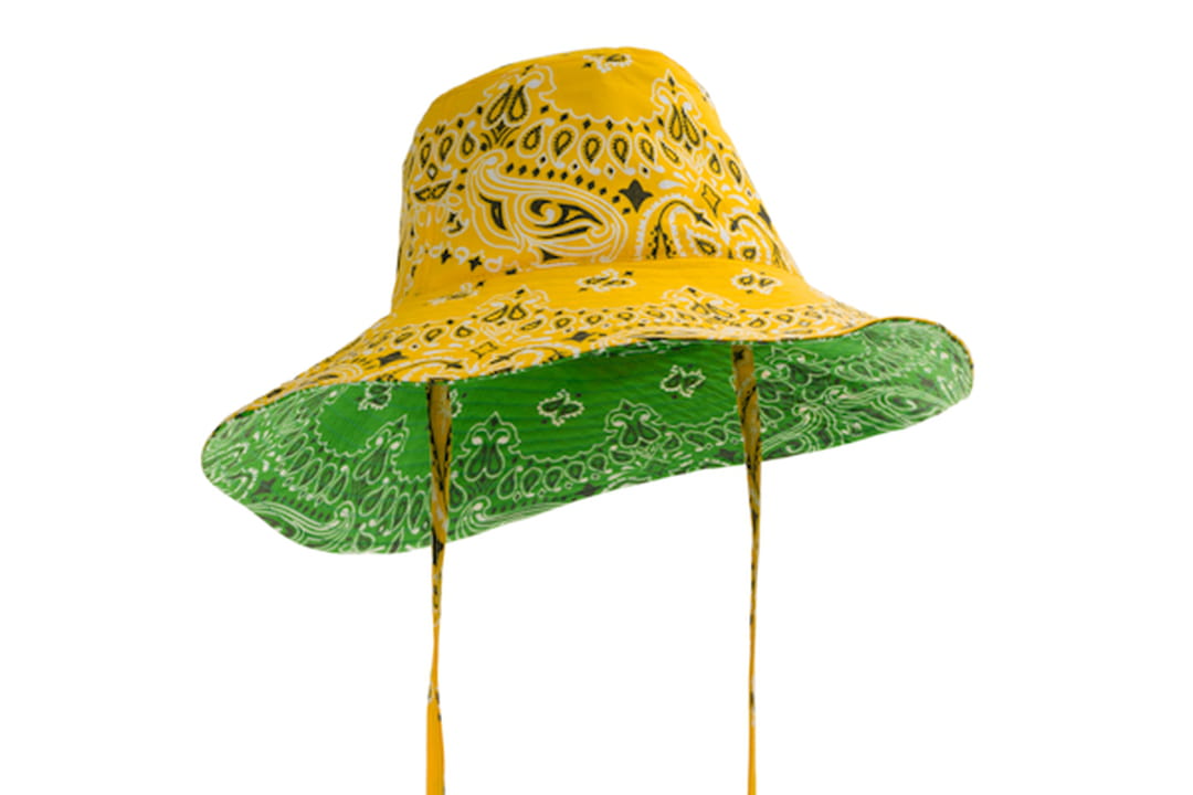 Capeline réversible