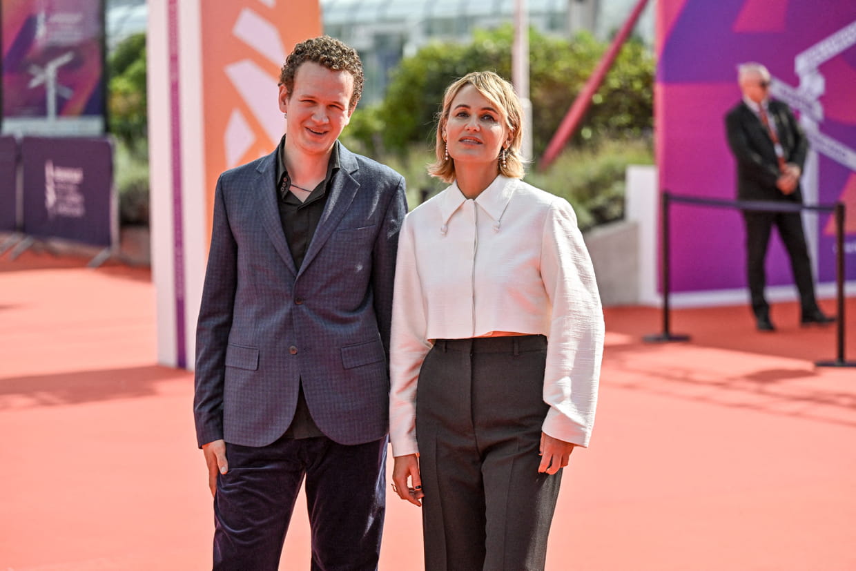 Judith Godrèche Pose Avec Son Fils Noé Boon Sosie De Son Père Dany