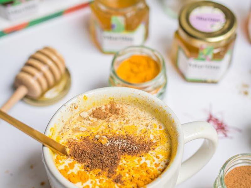 Recette de Moon milk au miel et aux épices